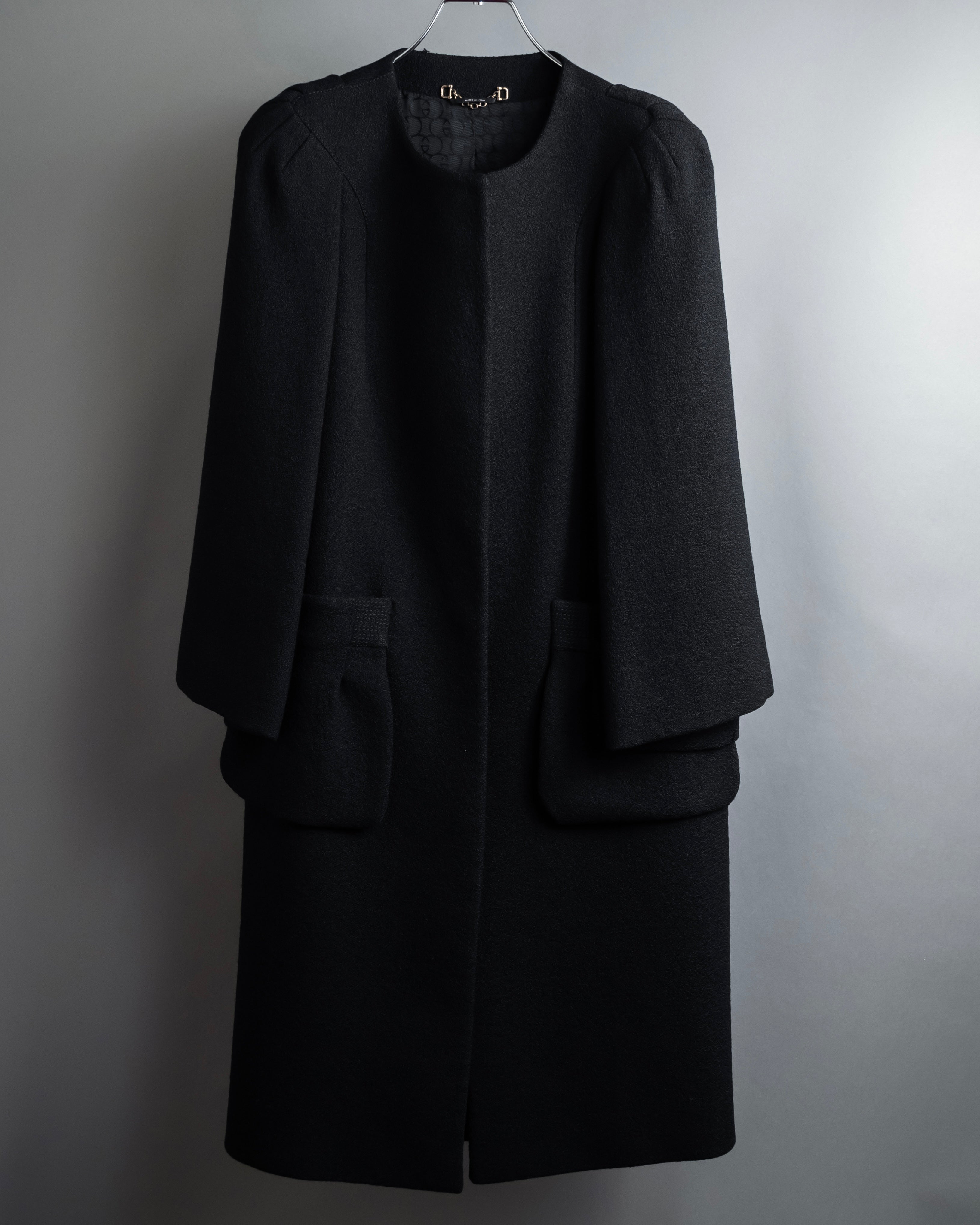 GUCCI - Tom Ford Era Round Neck Dolman Sleeve Long Coat - Black - 44 ...